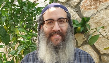 The Messiah Will Teach us How to Speak | Rabbi Yosef Nave | Beit ...